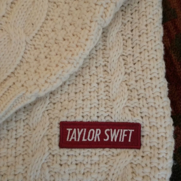 Taylor Swift | Sweaters | Nwt Taylor Swift Red Cardigan Xss Oversized ...